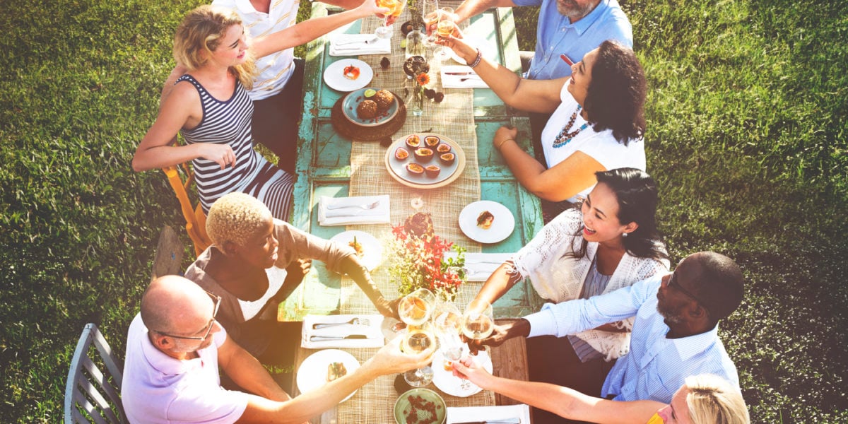Tips to Introduce Yourself to Your New Neighbors